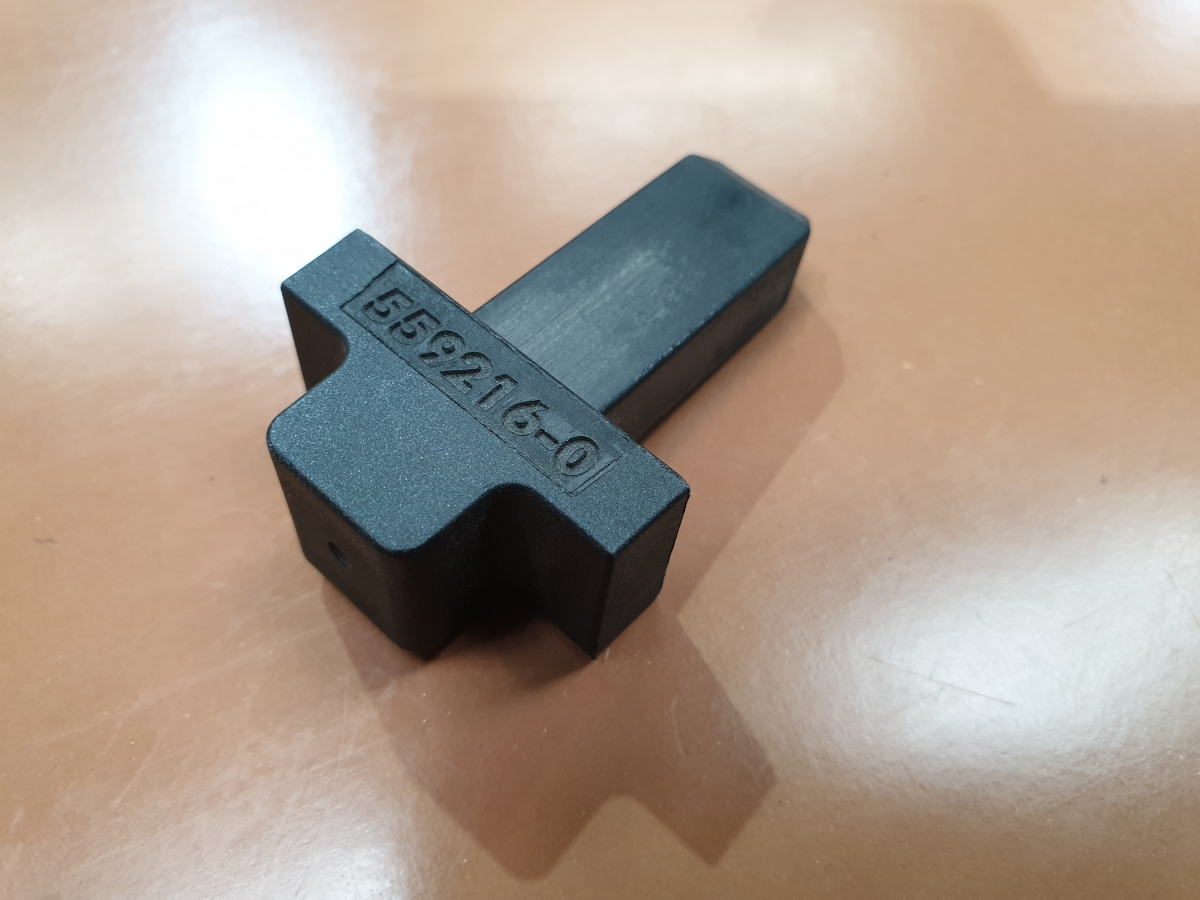 Black Connector Block For Closing Rebate Profile – SUNFLEX UK Parts Shop